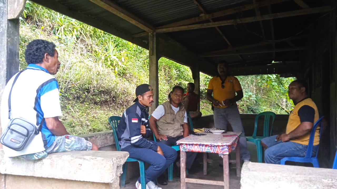 Anggota DPRD Sikka Ini Fasilitasi Pemasangan Listrik Bagi Warga Desa ...